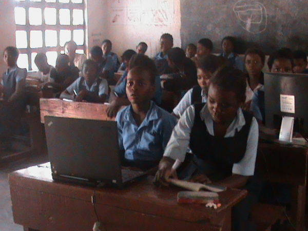 Malawi Linux Laptops - Computer Reach