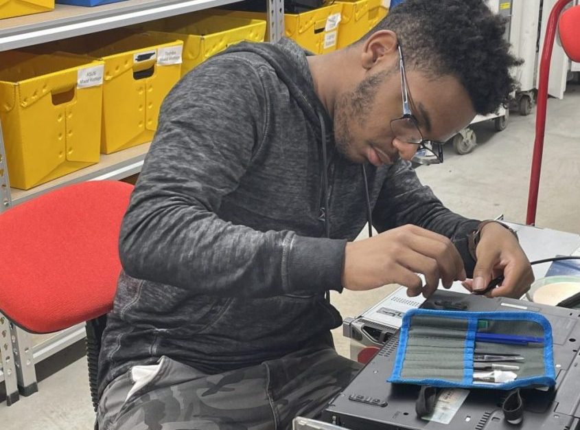 Celebrating Crossroads Scholar Bryce Matthews - Computer Reach